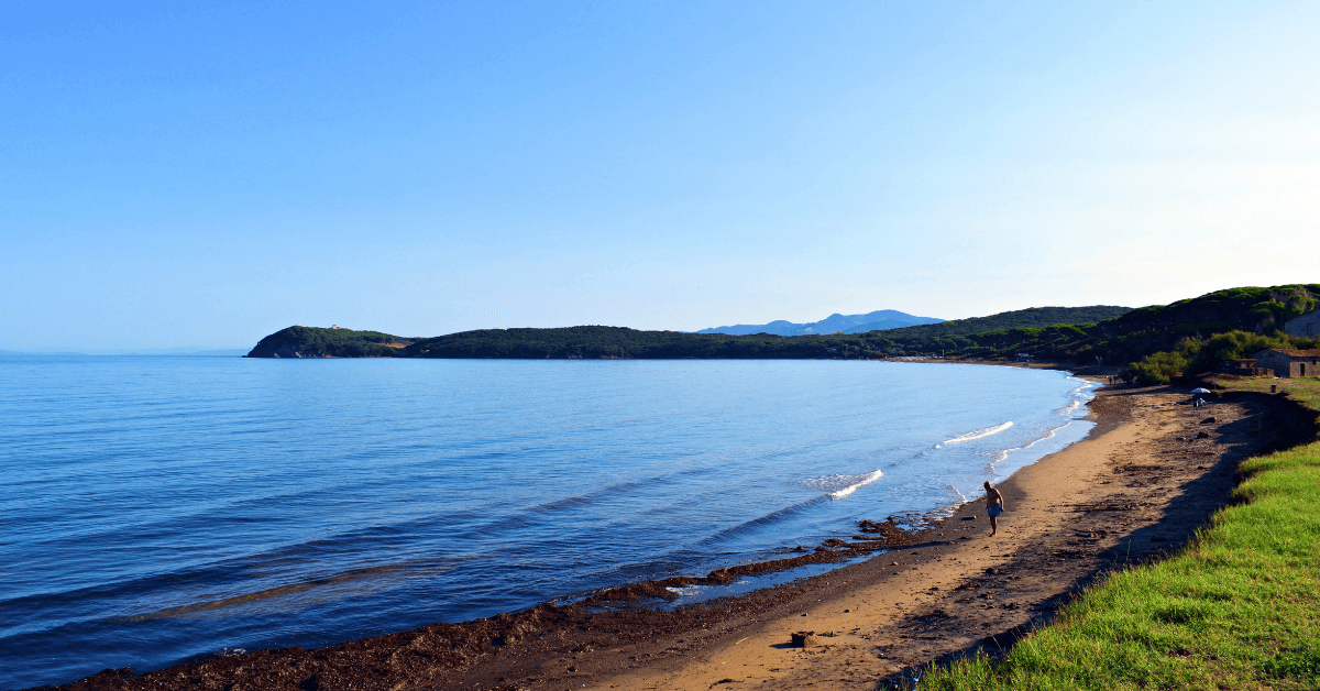 Le Spiagge più belle del Golfo di Baratti: foto e mappa - Spiagge.it Le Spiagge più belle del Golfo di Baratti: foto e mappa - Spiagge.it