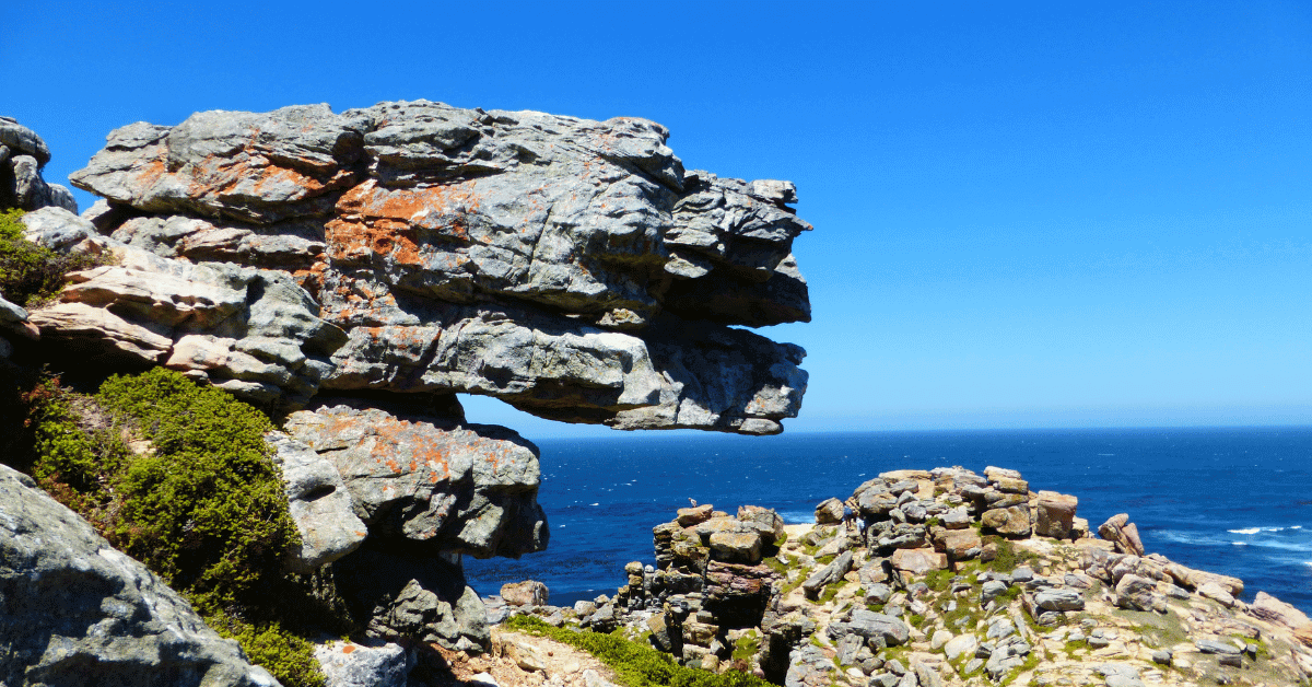 Le migliori spiagge con rocce a strapiombo in Italia - Spiagge.it